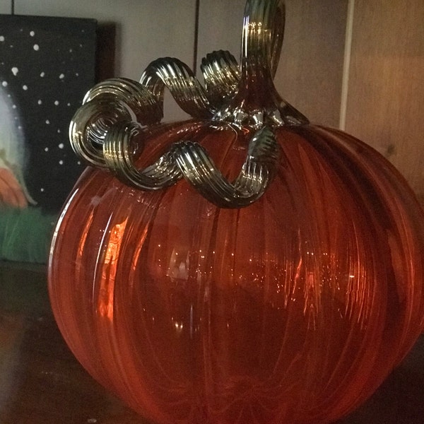 Beautiful Transparent Orange Pumpkin- A Classic Small Pumpkin Handmade ...