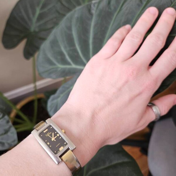 Vintage Fred Belay Interchangeable Bezel Womens Watch Round Black Dial ...