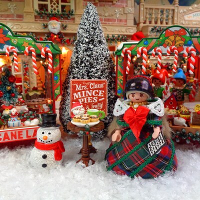 12 Miniature Daisies Kit Daisy Flowers 1:12 Scale Dolls House Garden ...