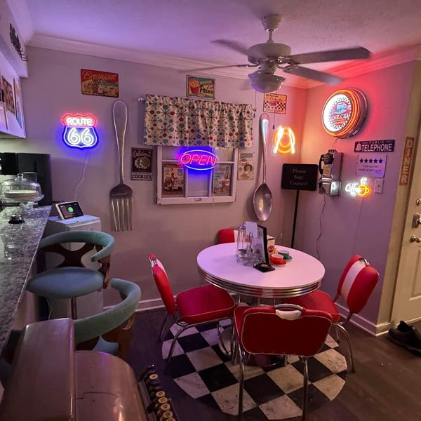 Vintage Diner Restaurant 19" Neon Clock, Retro Diner Clocks, Vintage ...