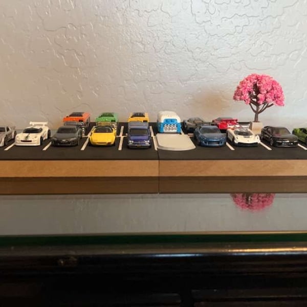1/64 Parking Lot Desk Diorama - Etsy