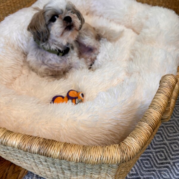 XL Handmade Rattan Dog Bed | Rattan Pet Bed | Dog Basket Bed | Wicker ...