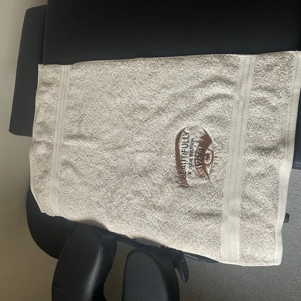 Corporate Logo Towels, Bespoke Logo Towels, Personalised Salon Towels ...