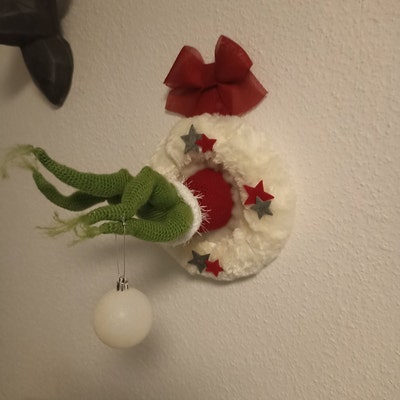 Grinch Hand Crochet Pattern - Etsy