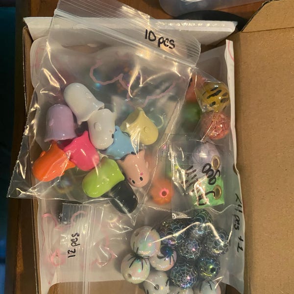 Make Your Own Shoe Charm Black Charm Buttons Diy Charms for Your Crocs ...