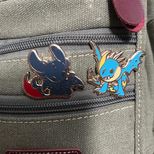 Toothless Pin - Etsy