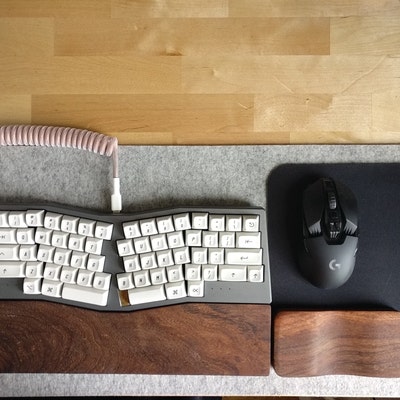 CUSTOM Mechanical Keyboard Mouse Rest - Etsy