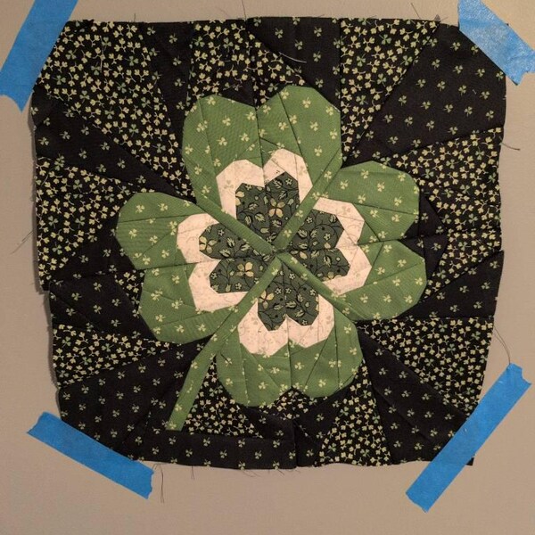 FPP - Clover Quilt Block - Etsy
