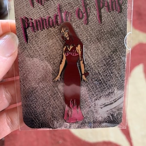 Carrie White Horror Enamel Pin Carrie Stephen King Horror Movie Lapel ...