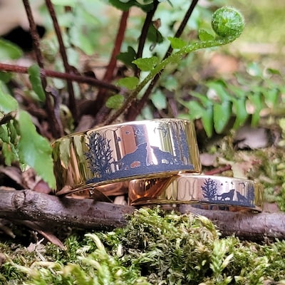 Howling Wolf Wedding Band, Howling Wolves Engagement Ring, Wolf Ring ...