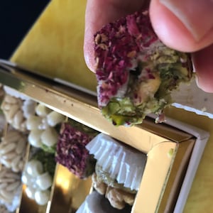 Eid Mubarak Sweets Gift Box Luxury Packaging Halal Vegan Gluten Free 46 ...