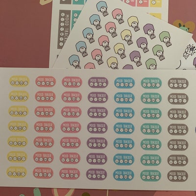 Doodle Emoticon Stickers Emoticon Round Stickers Face Emoticon Stickers ...