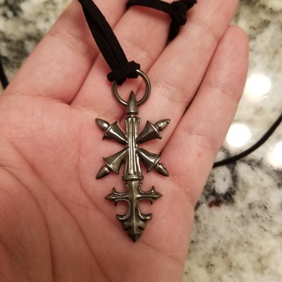 Vagrant Story Necklace Rood Inverse Necklace Made to Order Black Gold ...