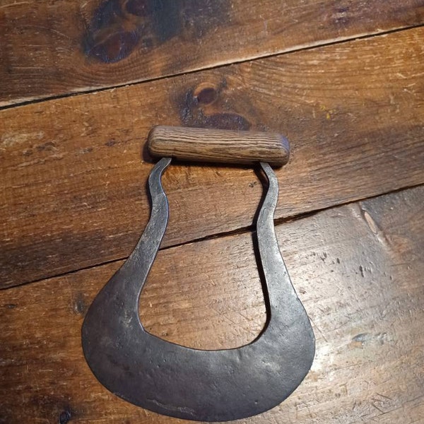 Vintage Sad Iron W/ Curved Wood Handle and Stand Circa 1930's Home ...