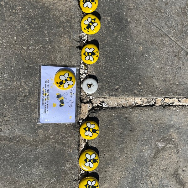 Bumble Bee Pocket Hug, Glass Fidget Pebble, Uplifting Present, Bumble ...