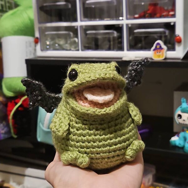 Bog the Bat Frog Crochet Pattern (PDF Pattern) - Etsy