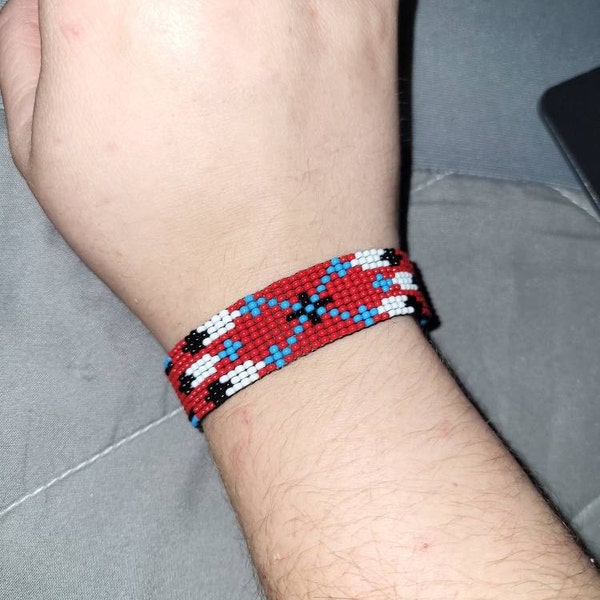 FROG PAW (frog Foot) YUROK Basket Weave Design Loomed Beaded Bracelet ...