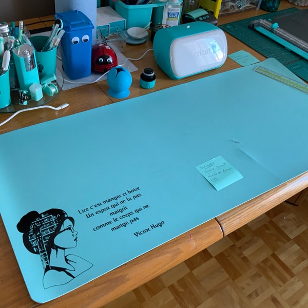 SVG FILE! Just a Girl Who Loves Books, Lady Library, Book Girl, Book ...