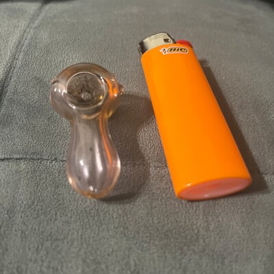 Flower Glass Pipe Glow in Dark Glass Pipe Beautiful Aesthetic Pipe ...