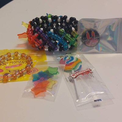 BUTTONS Bracelet Single Kidcore Rave Festival Colorful - Etsy