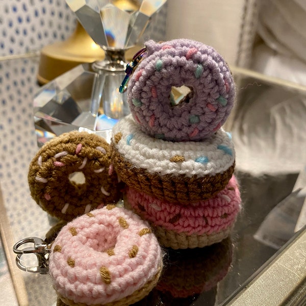 CROCHET PATTERN: Donut Keychain, Amigurumi Downloadable Beginner ...