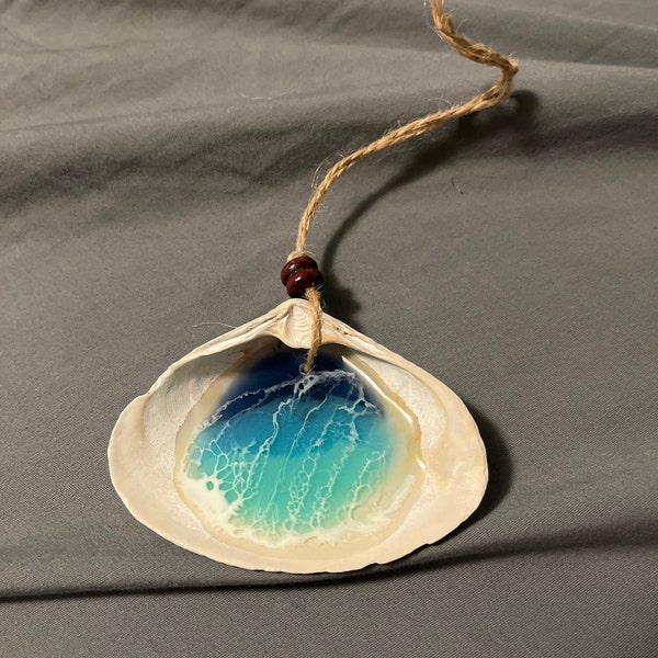 Ocean Resin Clam Shell Ornament Waves Beach Epoxy Handmade Unique Gift ...