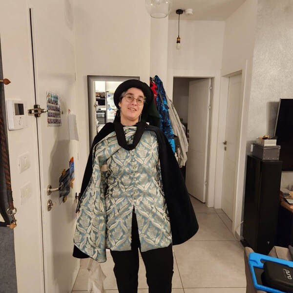 Striped Cotehardie, Gothic Woman, Heraldic Gown, Noble Lady's Kirtle ...