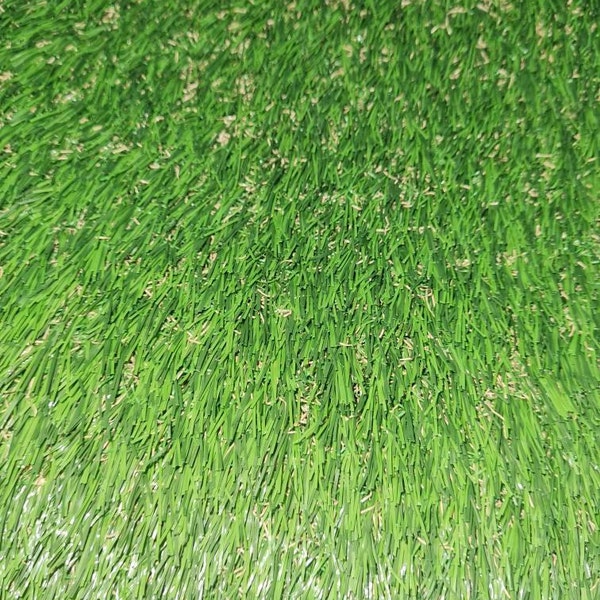 Artificial Grass Table Runner for Weddings, Birthdays, Garden Parties ...