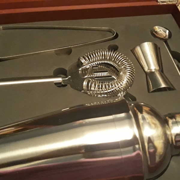 Martini Set - Silver Cocktail Shaker Set - Custom Engraved Martini Set ...