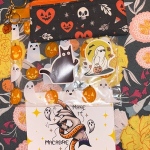 Spooky Cute Ghost Key Fob/flower Ghosts Key Fob/halloween Key - Etsy