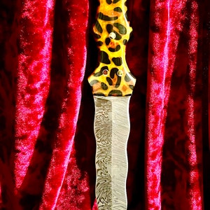 Beautiful Custom Handmade Damascus Steel Knife Wood & Brass Finger ...