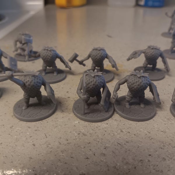 Crested Gecko / Tiny Beast / Dnd / 5e / Pathfinder / Animal Den ...