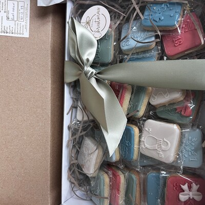 Personalised Hen Night Biscuits Hen Night Biscuits Wedding Biscuits ...