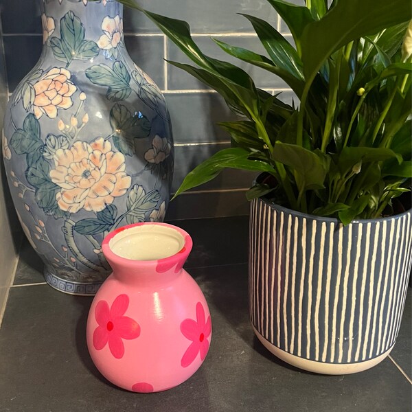 Retro Flower Hand Painted Ceramic Vase, 60s 70s Home Decor, Seamless ...