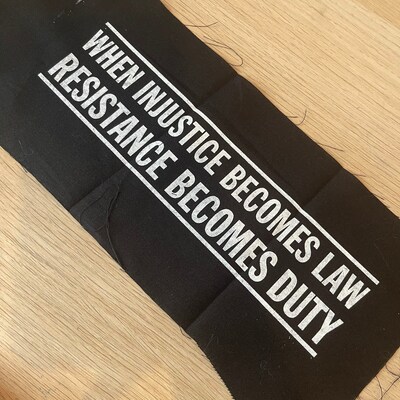 INJUSTICE LARGE PATCH Theres a Bunch of Words Here so Just Look at the ...