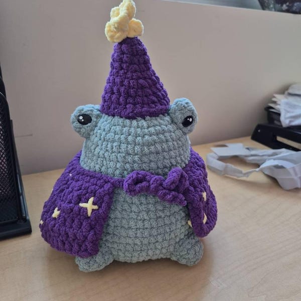 Jumbo Wizard Frog Crochet Pattern / Chunky Crochet Wizard Mage / US PDF ...