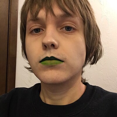 CHRYSALIS Liquid Lipstick, Bright Spring Green, Matte Green Lipstick ...