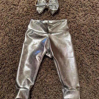 Shiny Silver Pleather Faux Leather Stretch Vinyl Polyester Spandex 190 ...