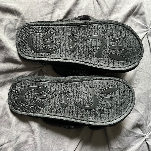 Custom Slippers, Bridesmaid Gifts, Fluffy Slippers, Bachelorette Fluffy ...