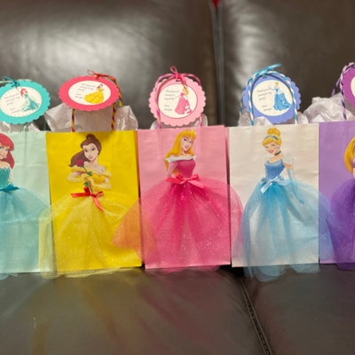 Princess Rapunzel Pascal Cupcake Wrappers Toppers - Etsy