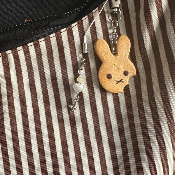 8 Ball Keychain, Y2K Clutter Bag Charms With Dice, Cherry, Stars, Bow ...