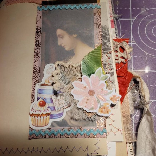 VIP Screen Print Holly Tree Cut Out Fabric Centerpiece. Cranston Print ...