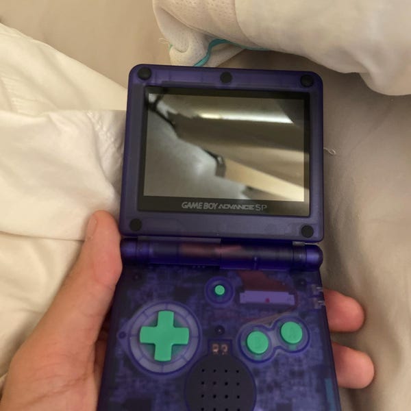 Beautiful Gift for Gamers Gameboy Advance SP Clear Blue Handheld ...