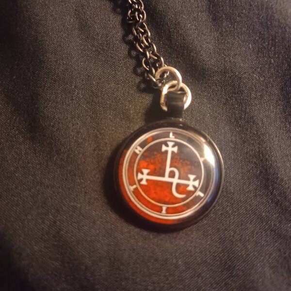 Clauneck Pendant, Wealth Demon, Black Magic Spell Amulet, Left Hand ...