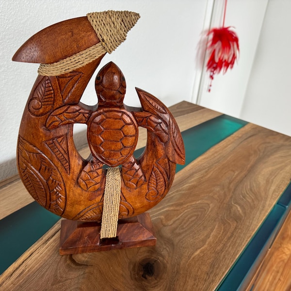 Amazingly Detailed Solid Sea Hibiscus Wood- Hand-carved Makau With Honu ...
