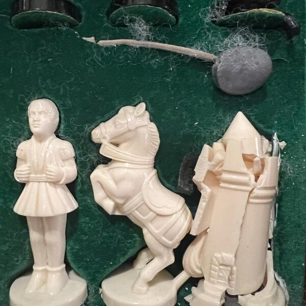 Luxury Staunton Chess Set, Drueke Design, KH 9,3cm /3,7 In., Double ...