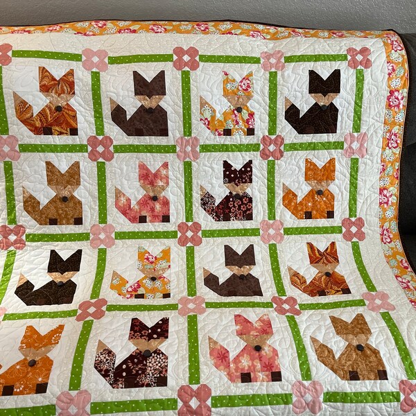 Francesca Fox Quilt Pattern by Joanna Figueroa of Fig Tree Quilts - FTQ1851 - Printed Paper ...