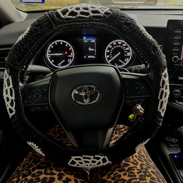 Black Glow-in-the-dark Skull Steering Wheel Cover (custom Colors Upon ...