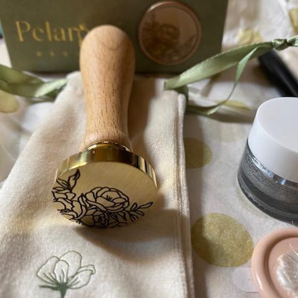 Pelargon Design 3D Tulip Wax Seal Stamp | Wedding Invitations, Cards ...