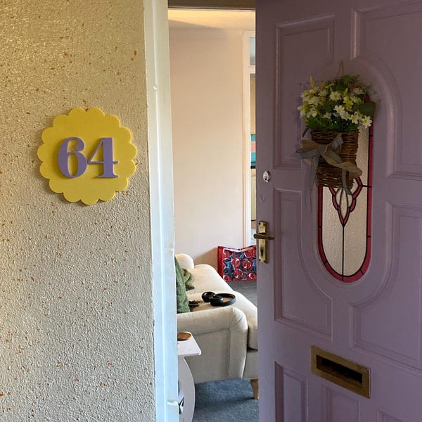 Scallop House Number Sign - Customise Number Colour - Door Sign - Etsy UK